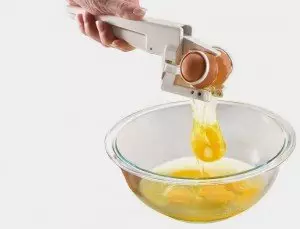 როგორ გამოვყოთ yolk ცილის სწორად ბოთლი და სხვა გზები + ვიდეო 102_4