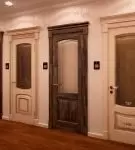 Opcje do malowanych drzwi z drewna sosnowego