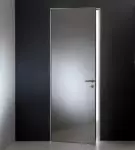 Tonētas spoguļu durvis