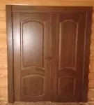 Bivalve लाकडी दरवाजा