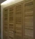 Drvena vrata soba