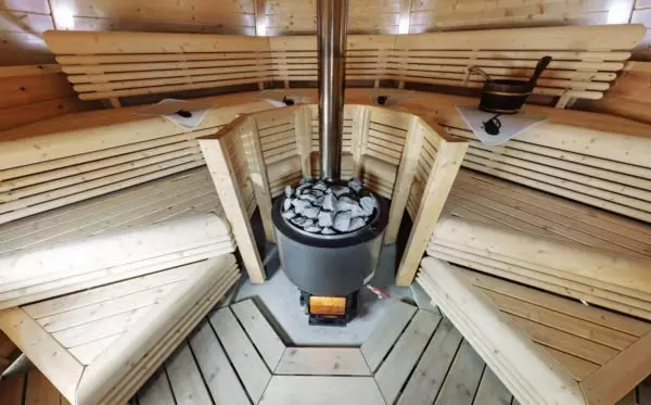 Horno dentro de la sauna
