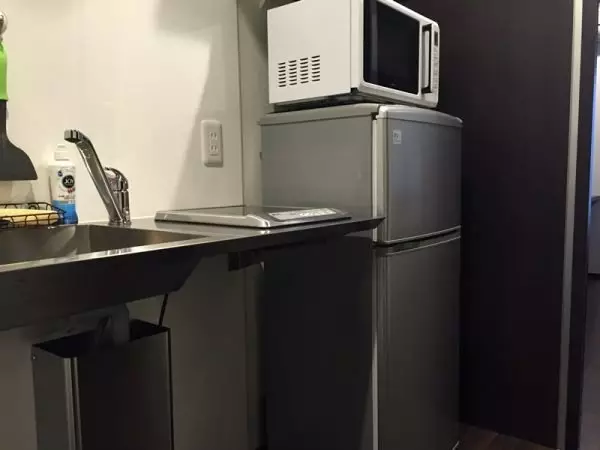 Microwave on a low refrigerator
