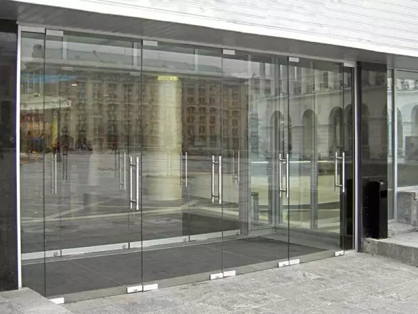 Portas de vidro de entrada bivalve