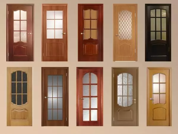 Pintu kayu dengan kaca