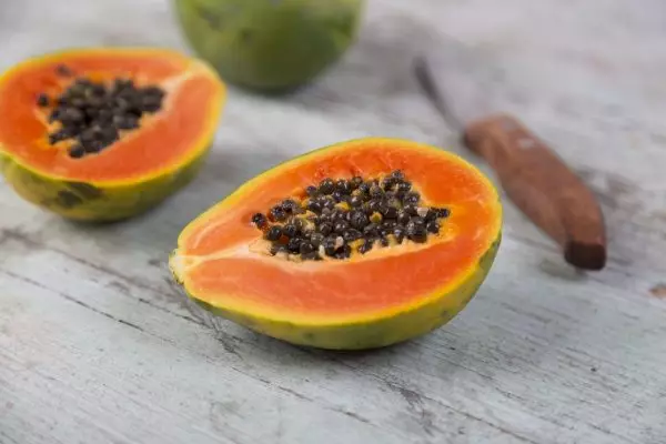 Papaya no planificada