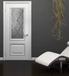 Pintu dengan kaca dan gilding