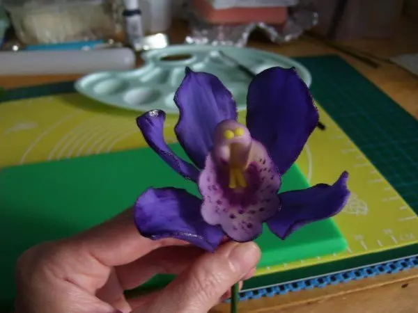Orquídea ensamblada