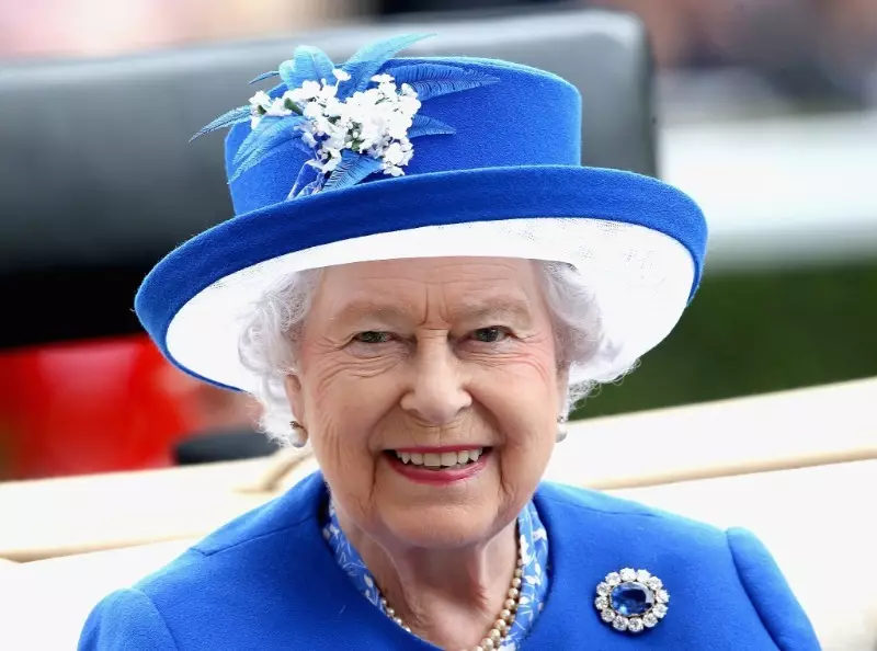 Kā izskatīties kā karaliene; Monarhu noslēpumi 1427_8
