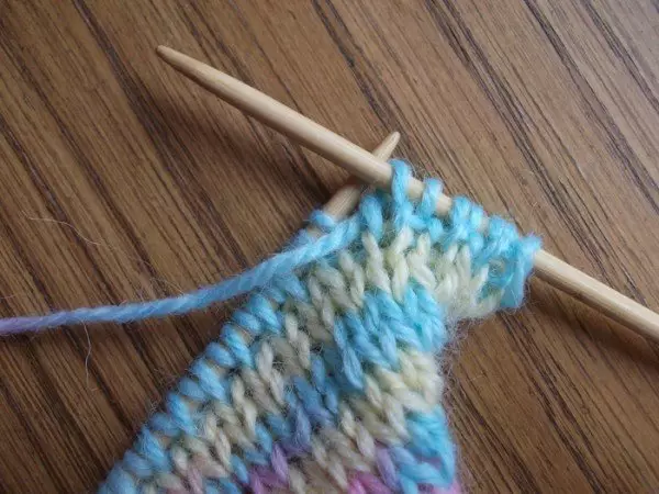 Knitting sockless sock