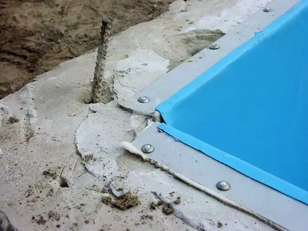 Bøjede beton i pit