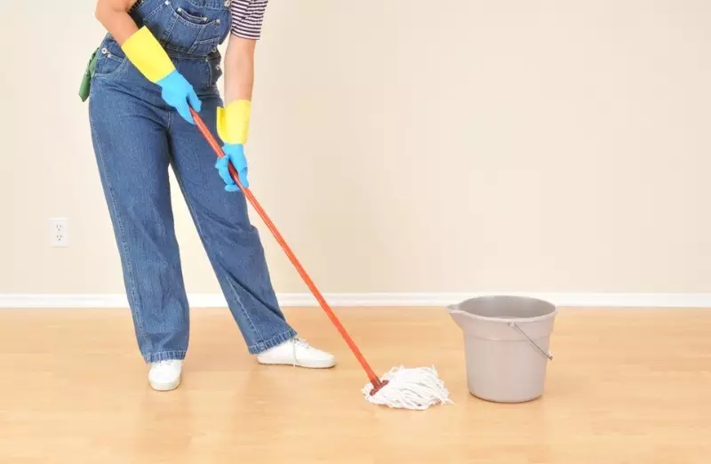 Како да го измиете подот за да одите среќа и пари секогаш со вас 1579_1