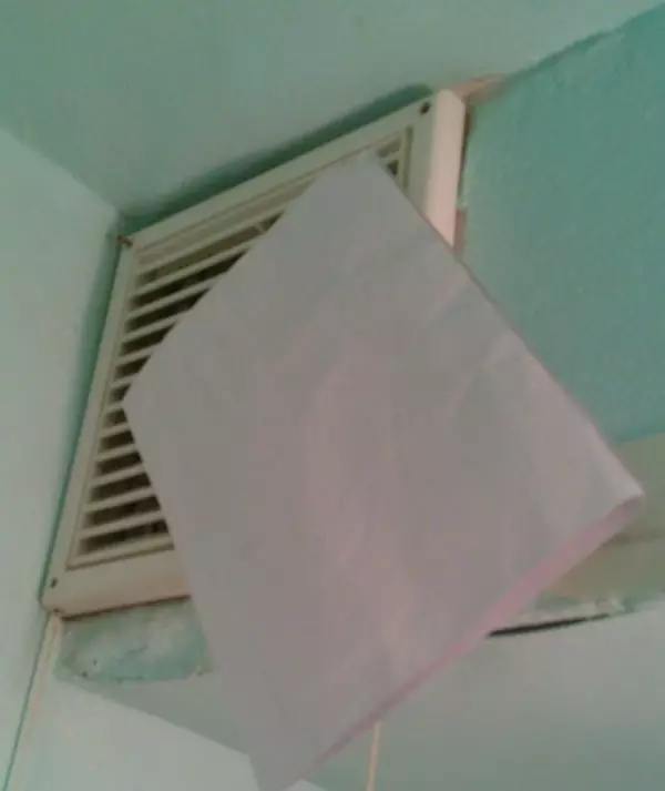 Papirni list na ventilacijskoj rešeci