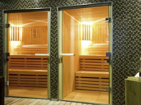 Lasiovet saunassa ja kylpy: lajikkeet, laite, komponentit, asennuksen ja toiminnan ominaisuudet