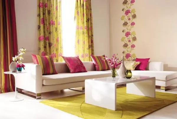 Decorating walls with their own hands: fabric, butterflies, photos and other ideas (with video)