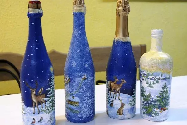 Uusaasta decor pudelid