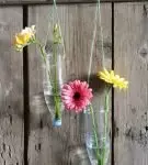 Květiny v lahvích