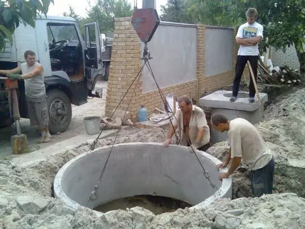 Instaliranje betonskog prstena