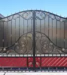 Obrabljena vrata s polnilom iz polikarbonata