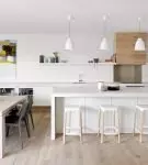 Rymligt kök-matsal i stil minimalism