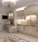 Шафи зі скляними вставками на кухні бароко
