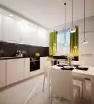 Lantai bulanan sareng siling di dapur