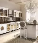 Gyönyörű konyha belső art deco stílusban