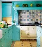 Kitchen Turquoise dengan Apron Kotak-kotak