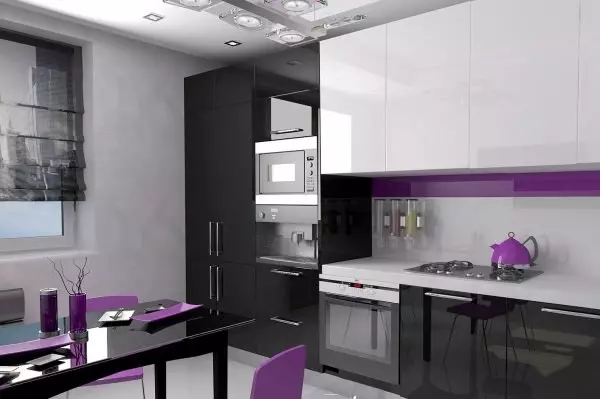 Mobiliário preto e branco na cozinha com decoração roxa