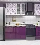 Wäiss-purple Sets mat Musteren op Fassaden
