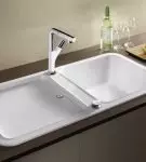 Гранитска мивка с палет с крила