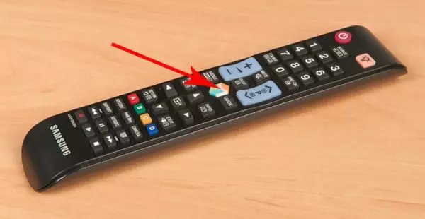 Smart knoppie op die TV-beheerpaneel