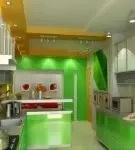 橙綠色的廚房在公寓