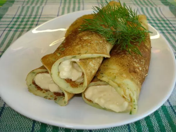 Zucchini pancakes bil-ġobon u t-tewm