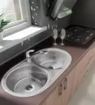 Կրկնակի ձվաձեւ չժանգոտվող պողպատ խոհանոցային լվացարան