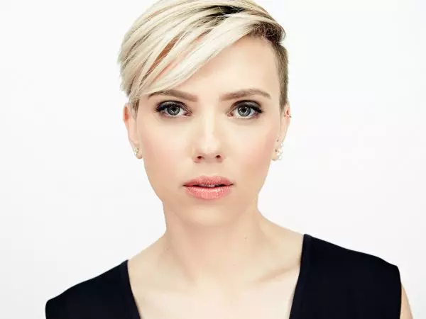Scarlett Johansson.