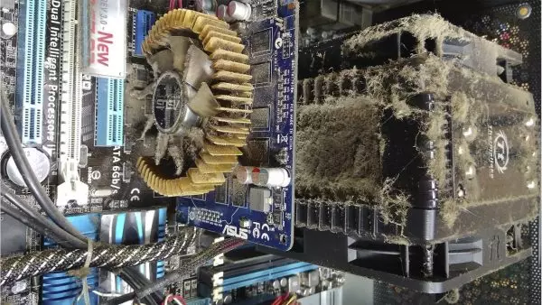 Kompjuteri me pluhur