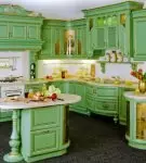 厨房有金色铜绿