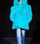 青い毛皮のコートオーバーサイズ