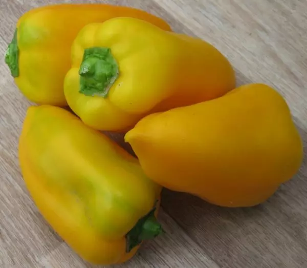 Golden Piramid Pepper