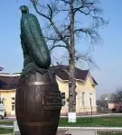 Emlékmű az uborkákra Lukhovitsa-ban