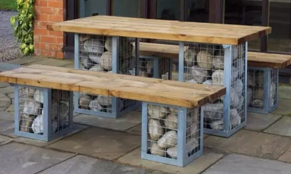 Table and chairs from Gabion