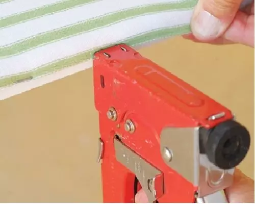 Ukulungiswa kwe-fabric stappler