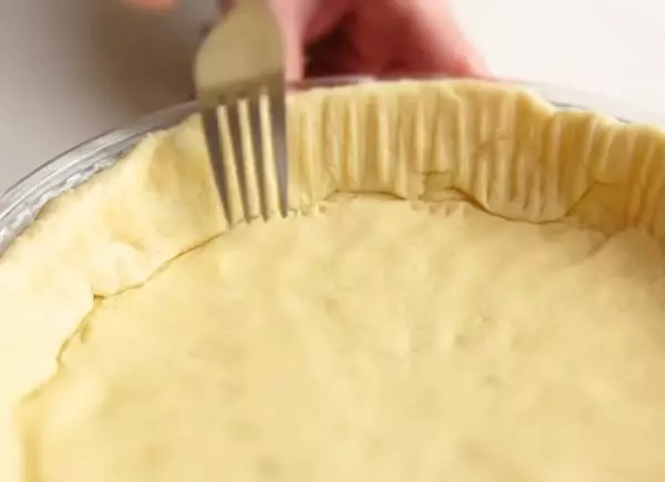 Процес на моделиране на картофено тесто