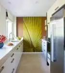 墙壁壁画在一个小厨房里