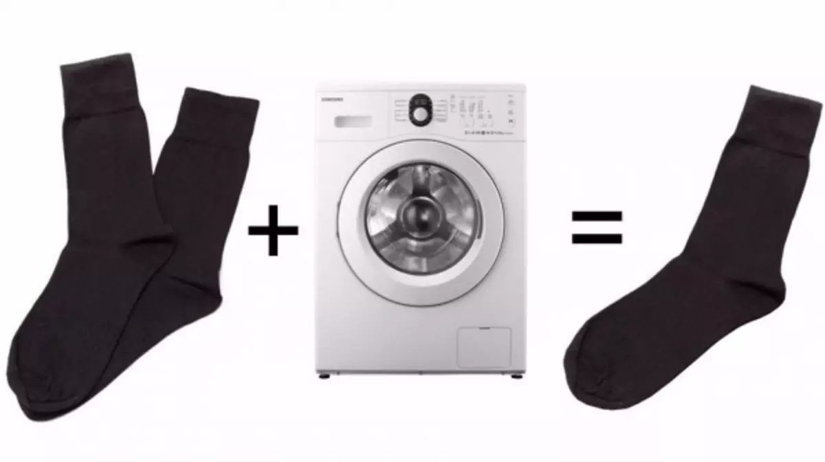 Kojinės ir skalbimo mašina