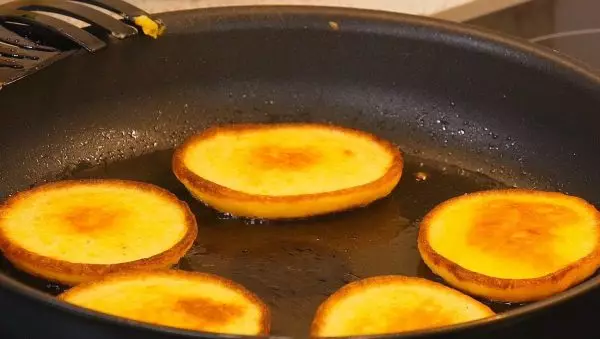Ruddy pancakes