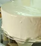 白い氷結のケーキ