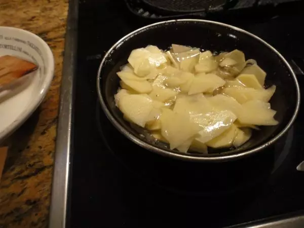 Menggoreng kentang