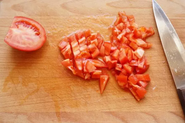Cubes chopped tomatoes